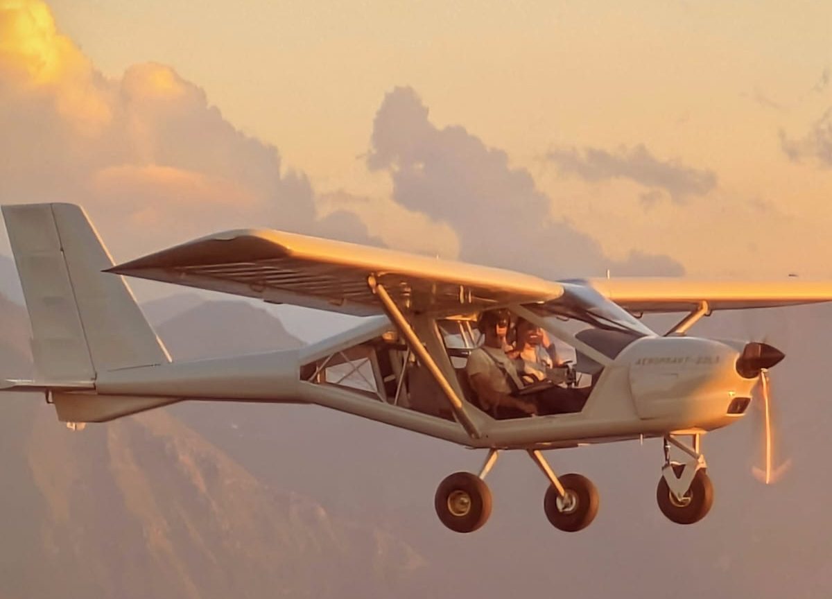 AEROPRAKT A22L2 avec moteur Zonsen / suite Kanardia Nesis IV